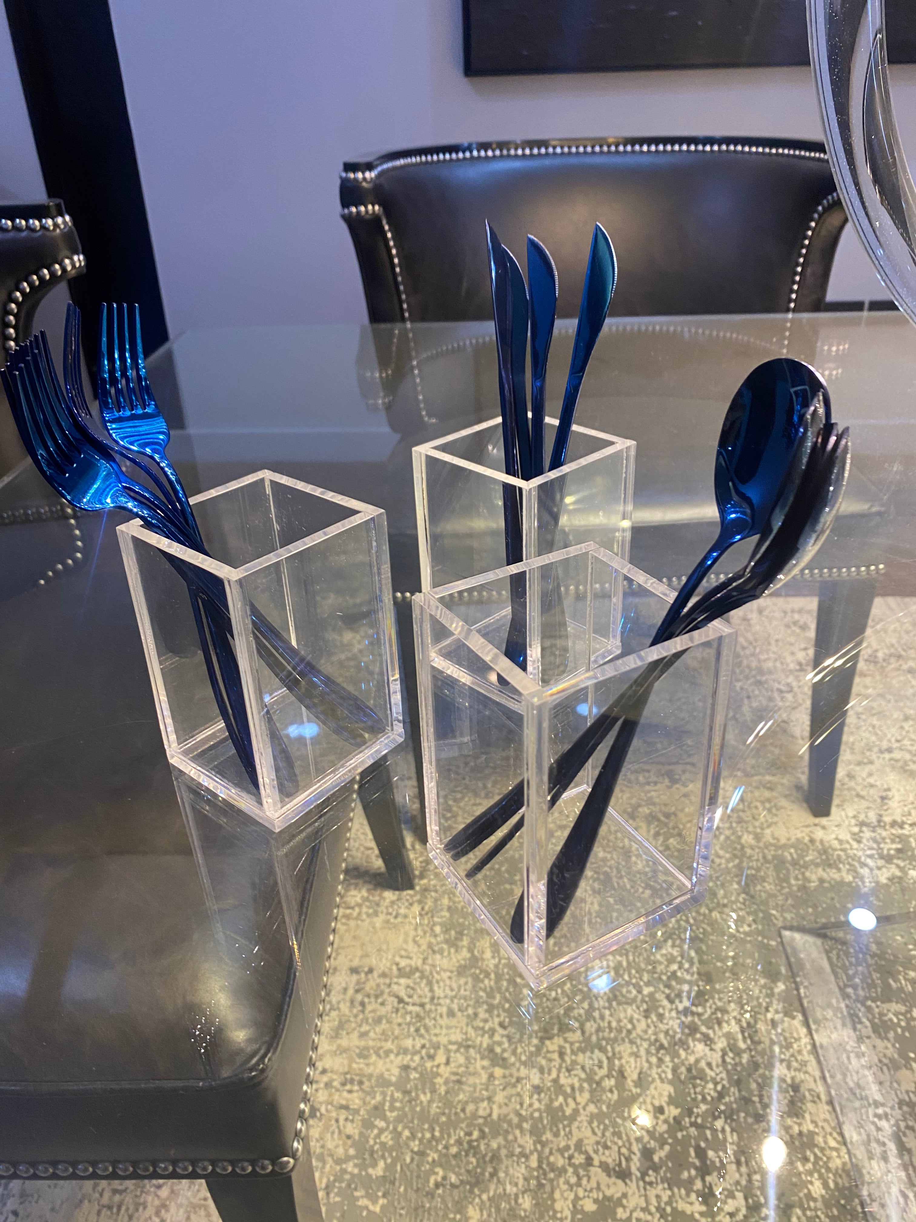 Plexiglass Square Base Storage – PlexiForm